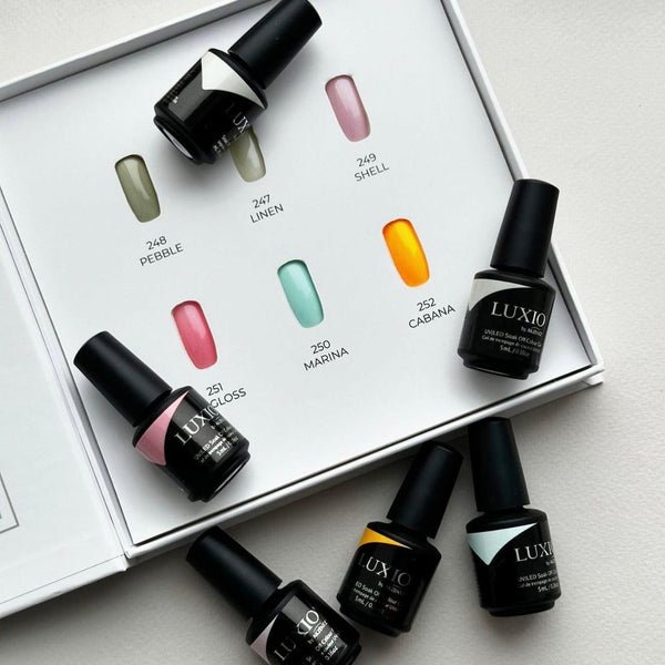 Luxio Paradiso Small Color Palette/Swatch Book - Gel Essentialz